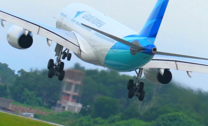 Pesawat Menjadi Transportasi Paling Aman, Ini Penjelasannya - 8DETIK